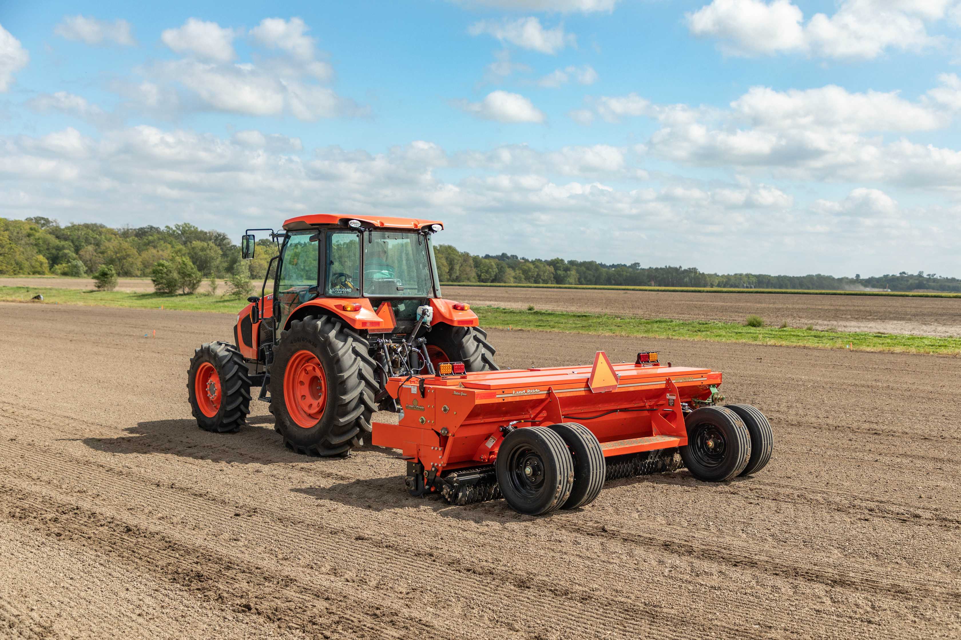 MPS26 SERIES MULTI-PURPOSE SEEDER - Kubota Center